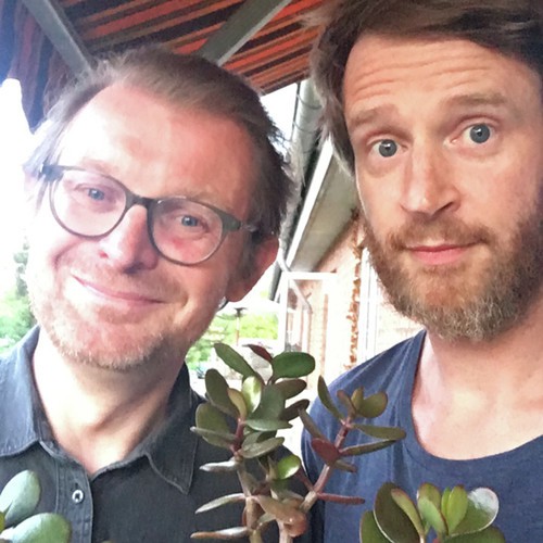 "Tyve tommelfingre. Ti til hver" from Levemænd - Listen on JioSaavn