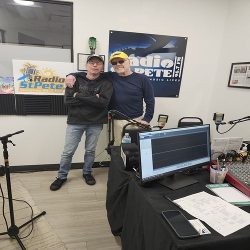 S2 Ep1637: MUSIC SCENE Green Light Cinema "You Got Gold" John Prine ...