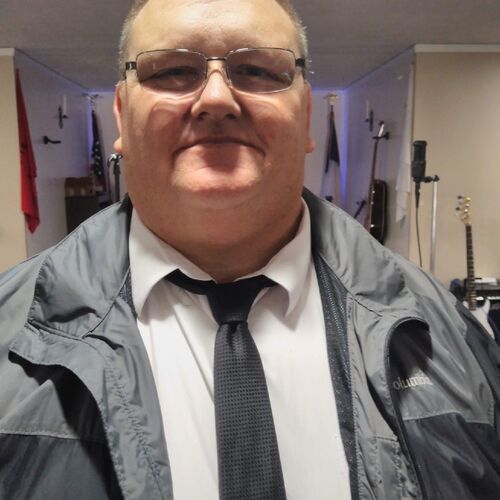 Charlie Frazier's Instagram, Twitter & Facebook on IDCrawl