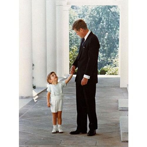 JFK JR: IS HE ALIVE? Deep Dive in the JFK JR Plane Crash from WOLF PaQ ...